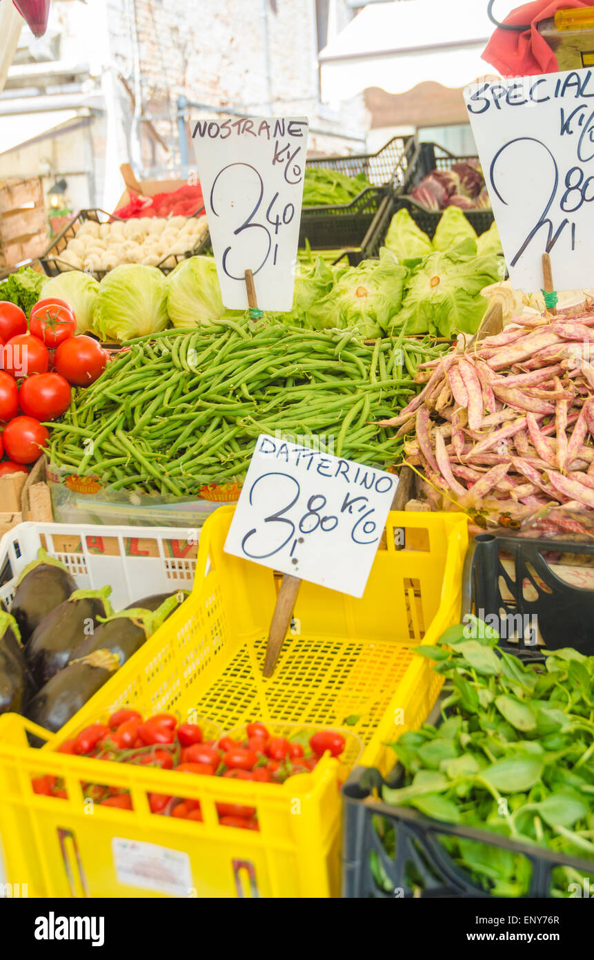 Fruits and vegetables at the market stall Stock Photo - Alamy