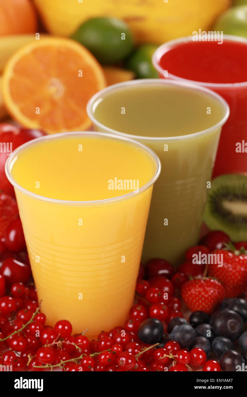 Becher erdbeere hi-res stock photography and images - Alamy