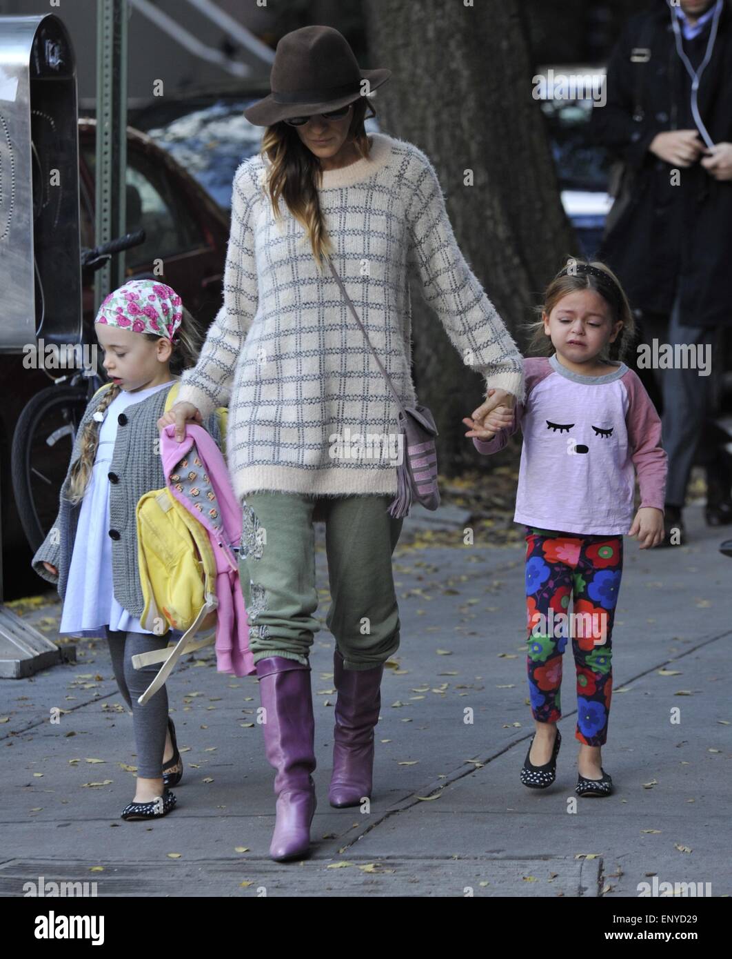Sarah Jessica Parker takes her twin daughters Tabitha and Marion ...