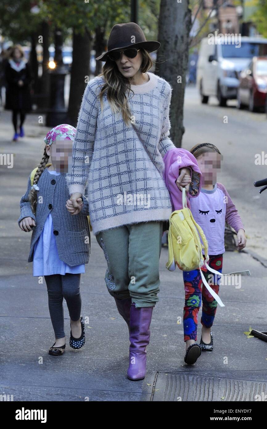 Sarah Jessica Parker takes her twin daughters Tabitha and Marion ...