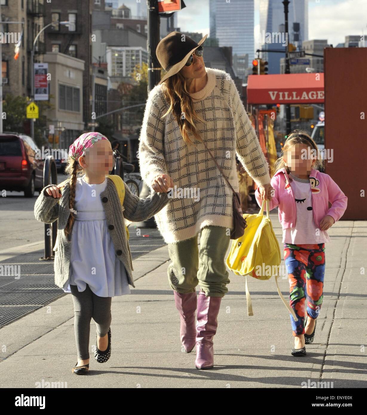 Sarah Jessica Parker takes her twin daughters Tabitha and Marion ...