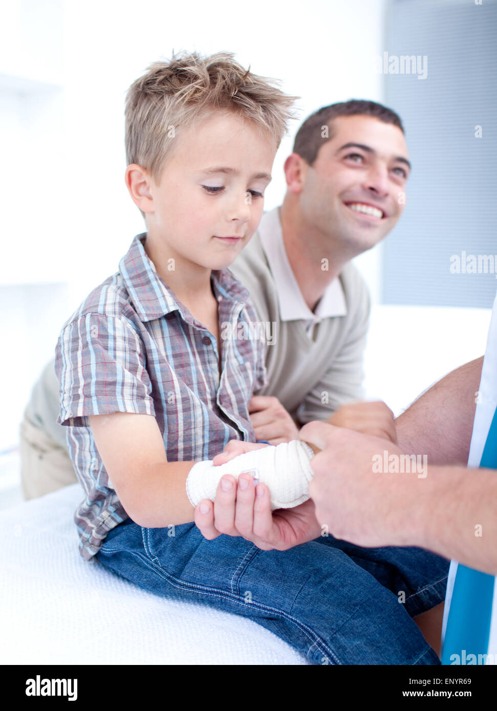 Hand injury bandage glove hi-res stock photography and images - Alamy