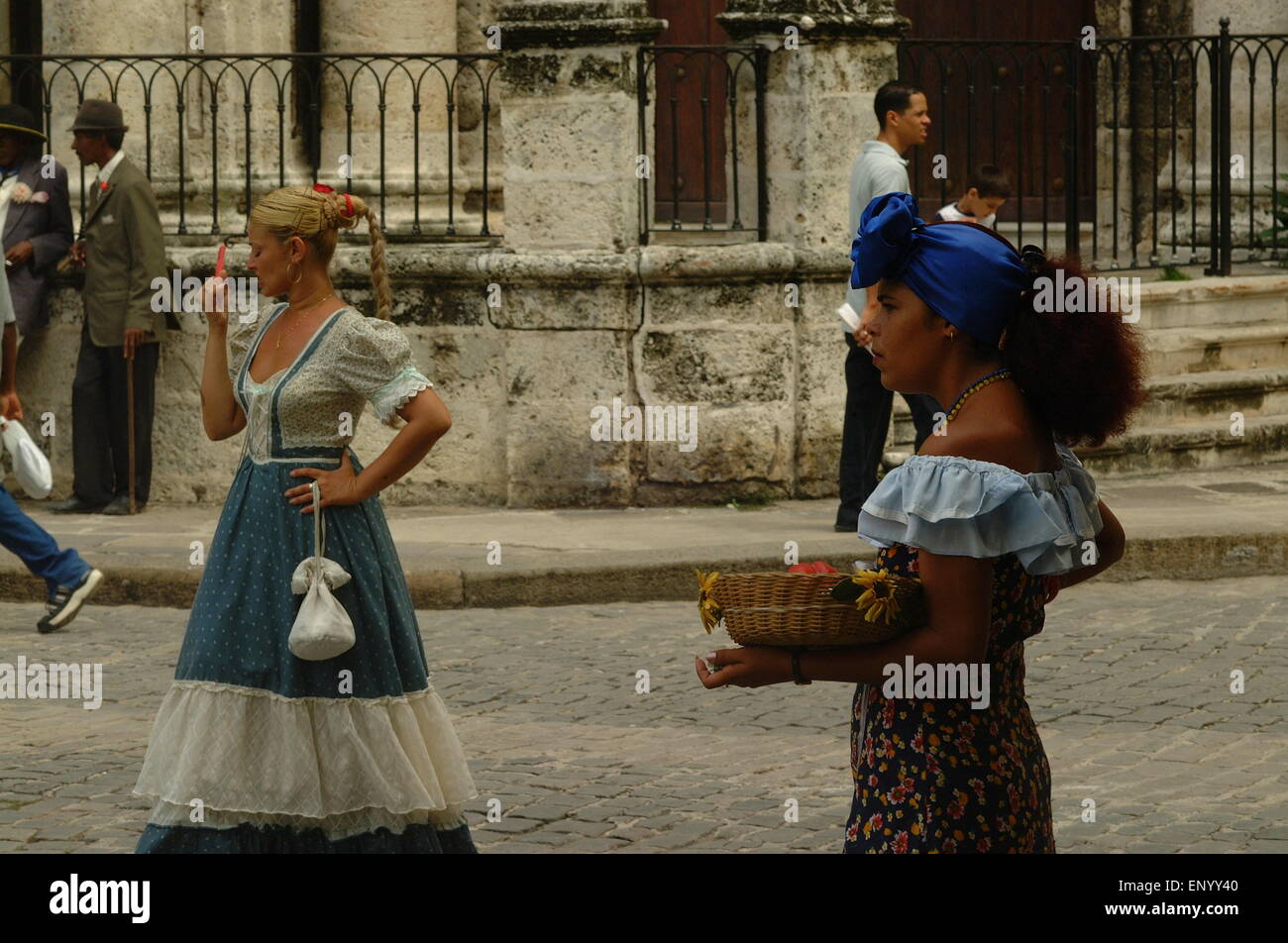 Street scenes in Havana, Cuba Stock Photo - Alamy