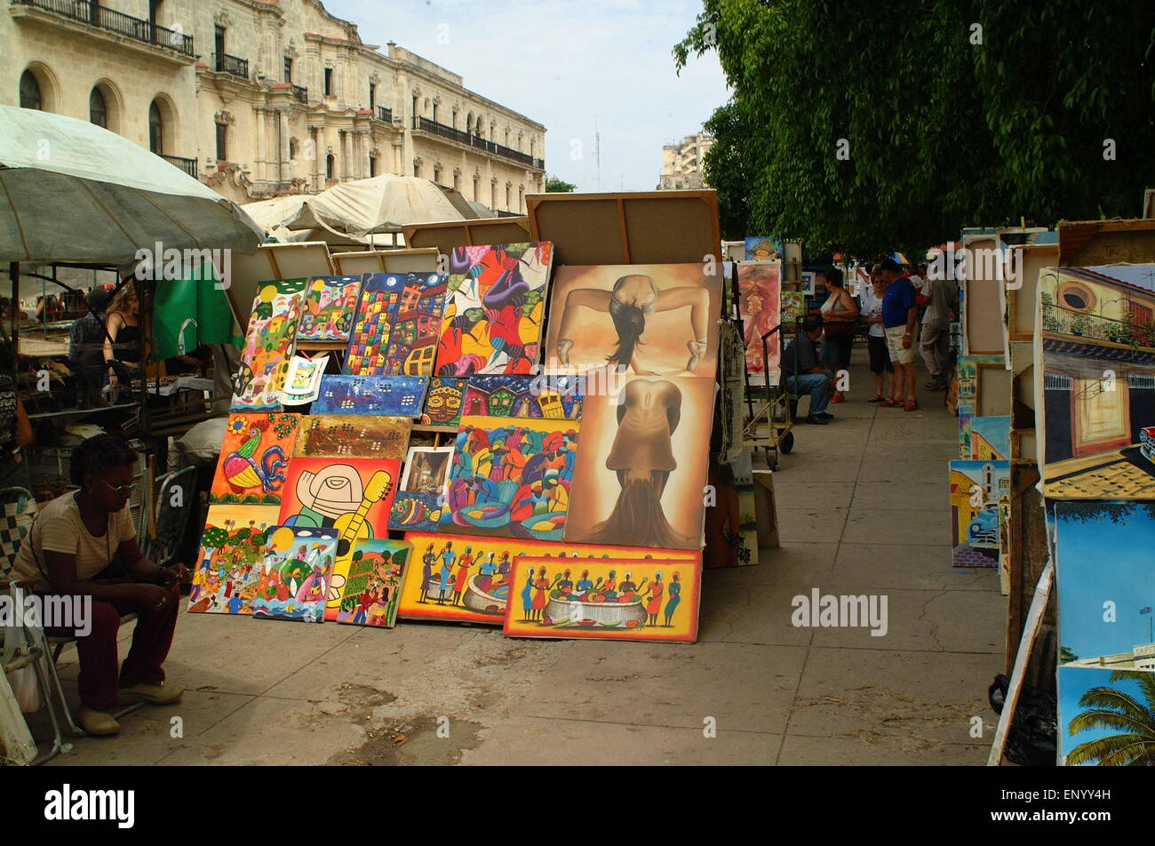 paintings and books market in Havana, Cuba Stock Photo - Alamy