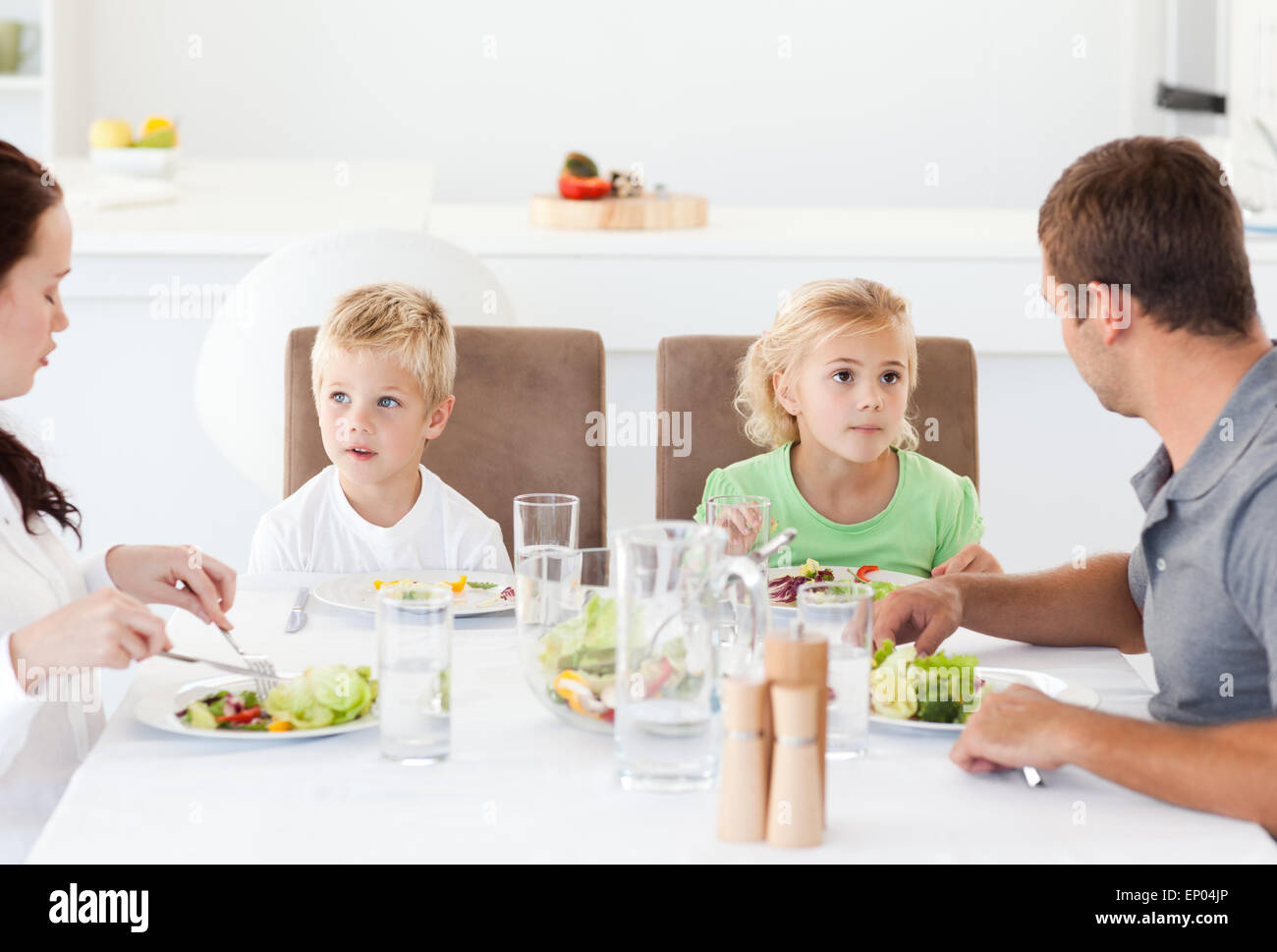 Serious mom and dad children hi-res stock photography and images - Alamy