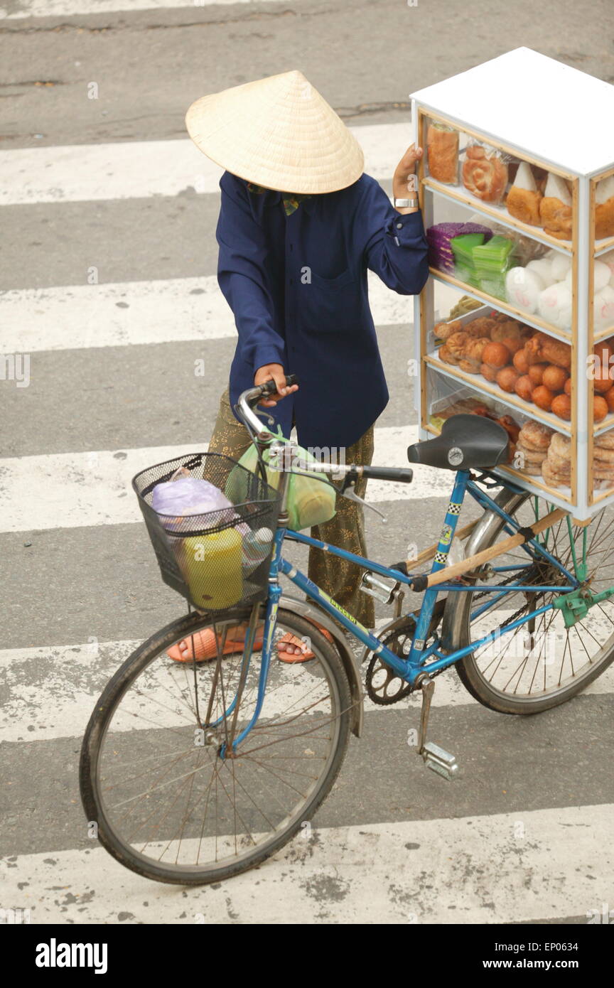 Everyday scene in the city of Hanoi in Vietnam Stock Photo - Alamy