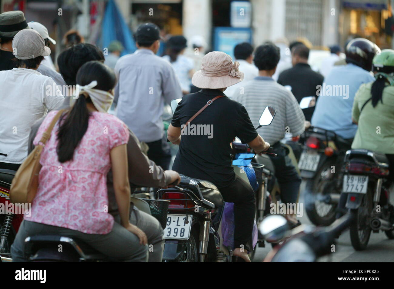 Everyday scene in the city of Hanoi in Vietnam Stock Photo - Alamy