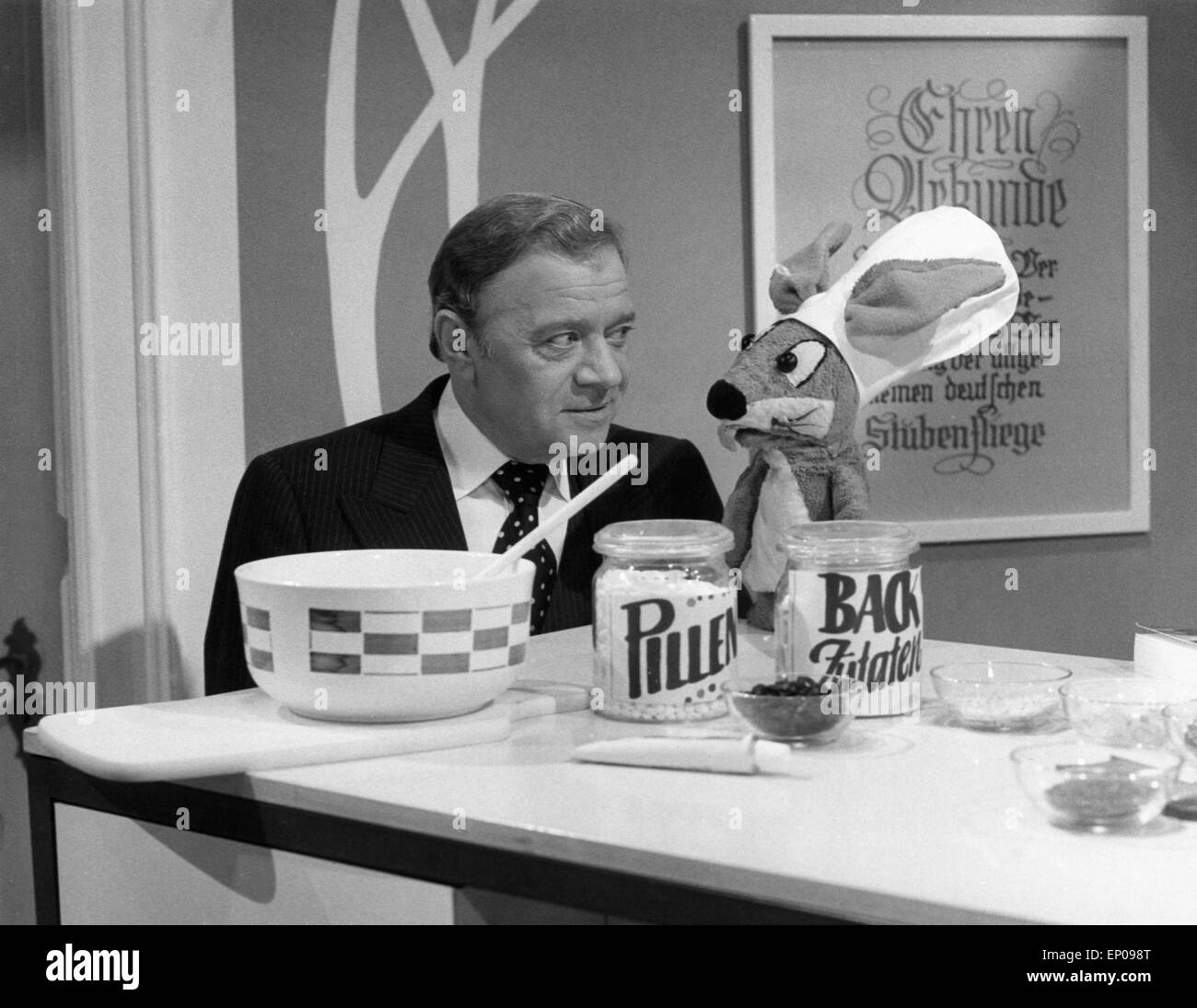 Hase Cäsar und sein Freund Arno Görke kochen und backen heute in der ...