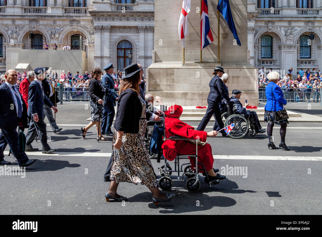 Female veterans day hi-res stock photography and images - Alamy