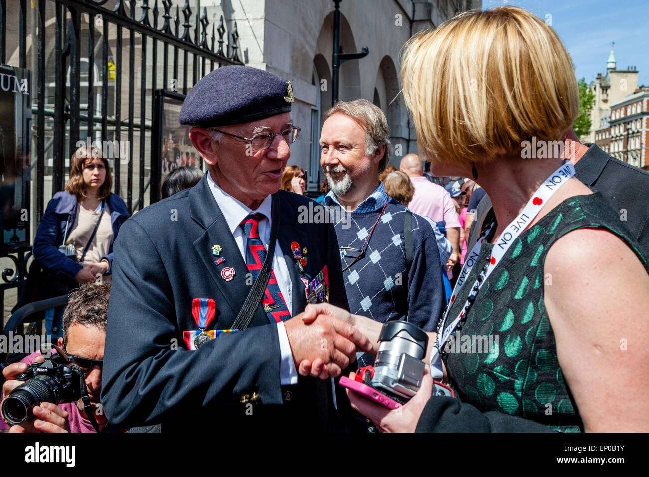 Members public speak hi-res stock photography and images - Alamy