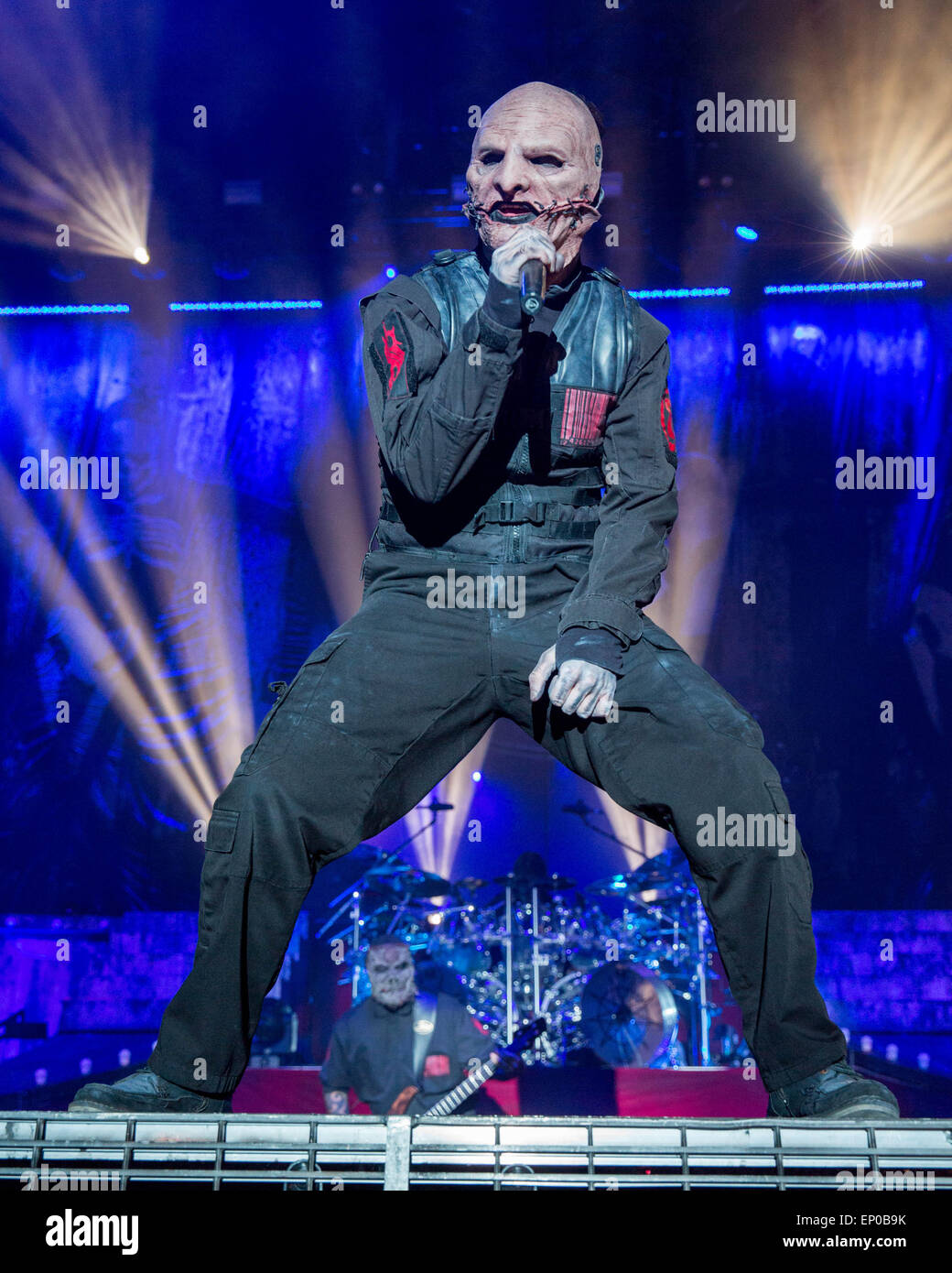 Singer corey taylor during concert hi-res stock photography and images ...