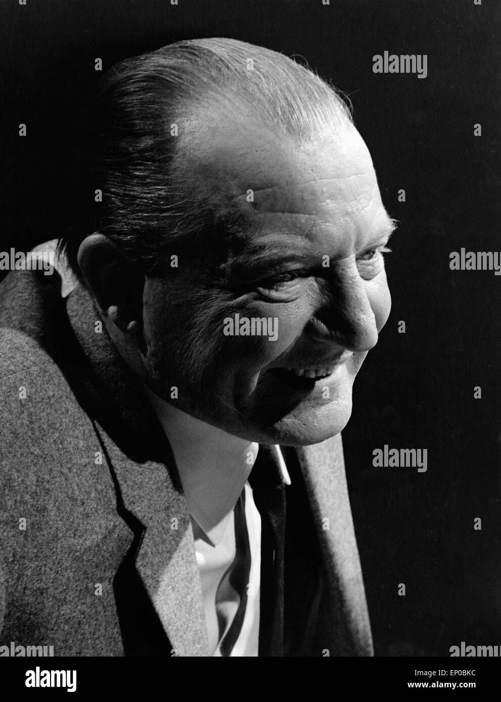 Deutscher Hörfunk- und Fernsehjournalist Peter von Zahn, ca. Anfang ...