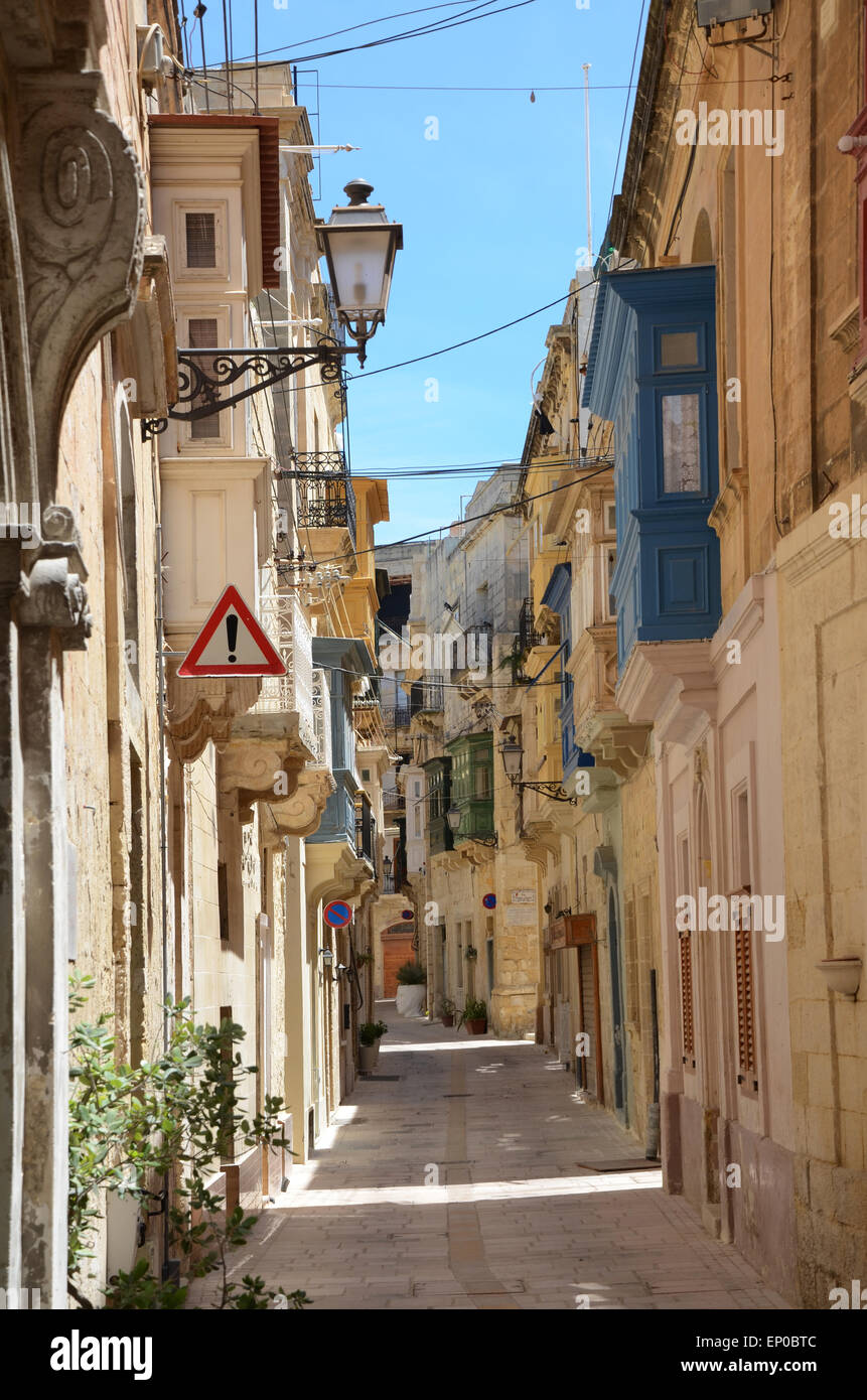 typical street in Vittoriosa, Malta Stock Photo - Alamy