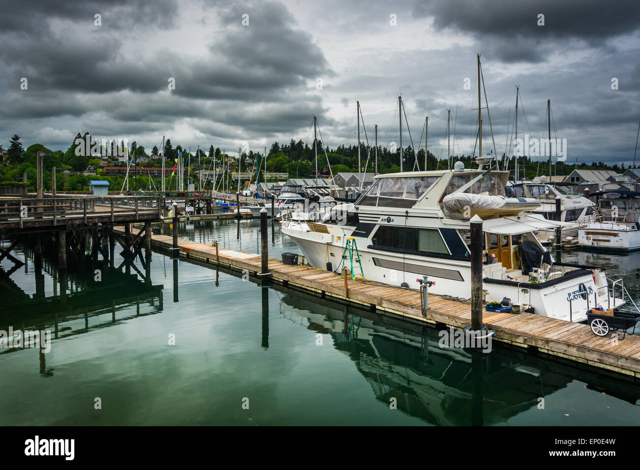 Olympia boats hi-res stock photography and images - Alamy