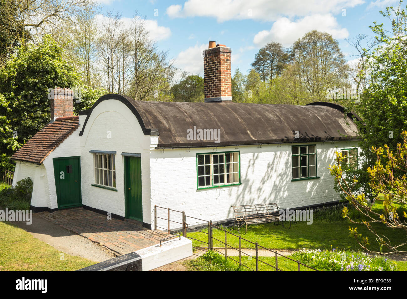 One of the original barrel roofed canal cottages on the South Stratford ...