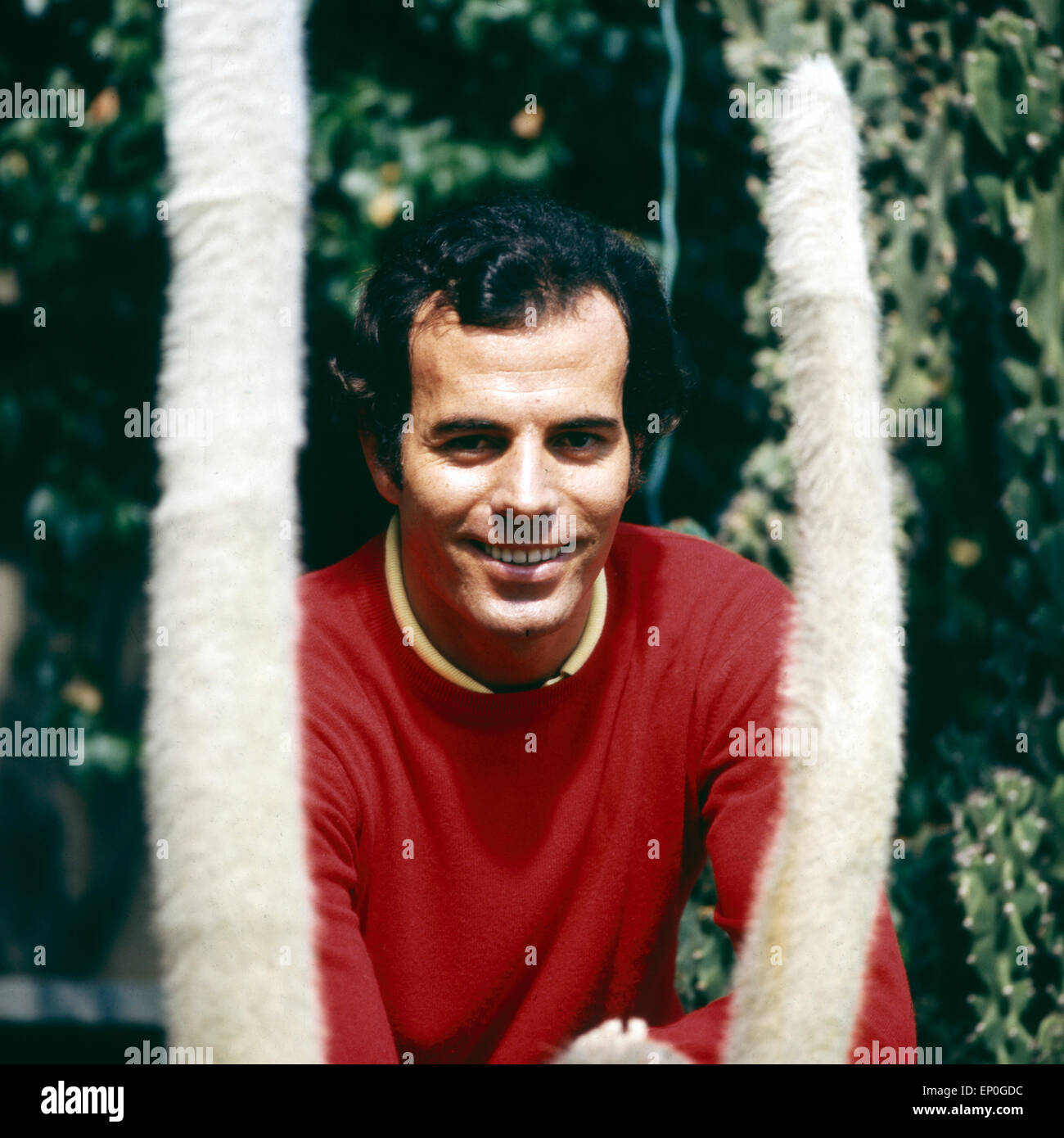 Der spanische Sänger Julia Iglesias, ca. 1974. Spanish singer Julio ...