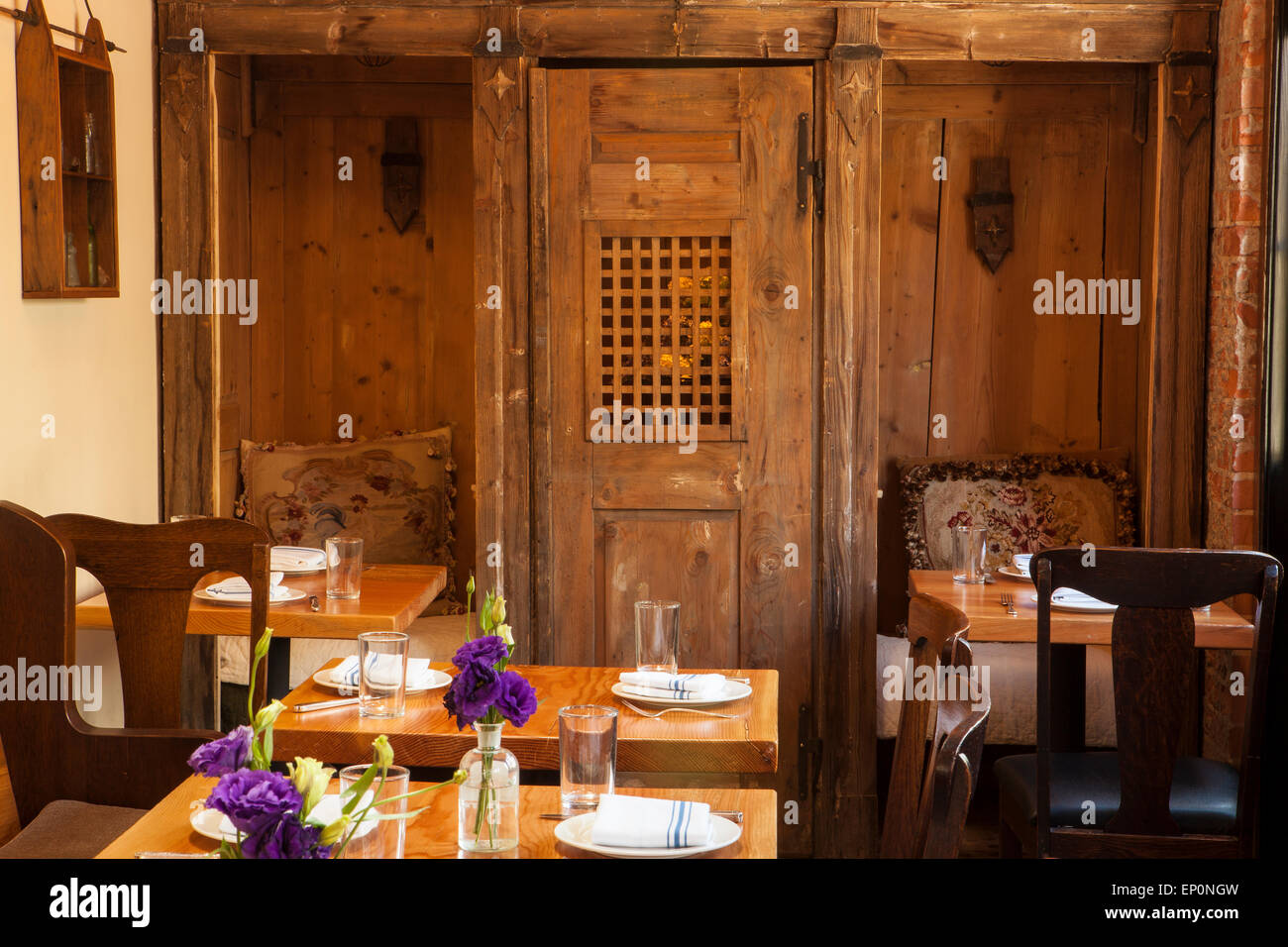 Confessional booth hi-res stock photography and images - Alamy