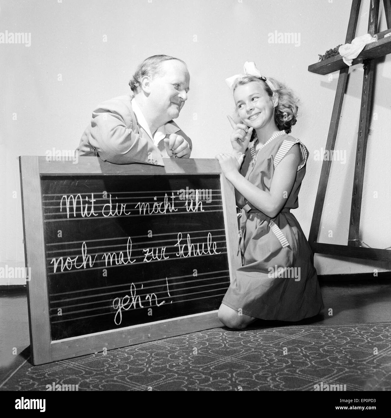 Fashion shooting girl in Black and White Stock Photos & Images - Alamy