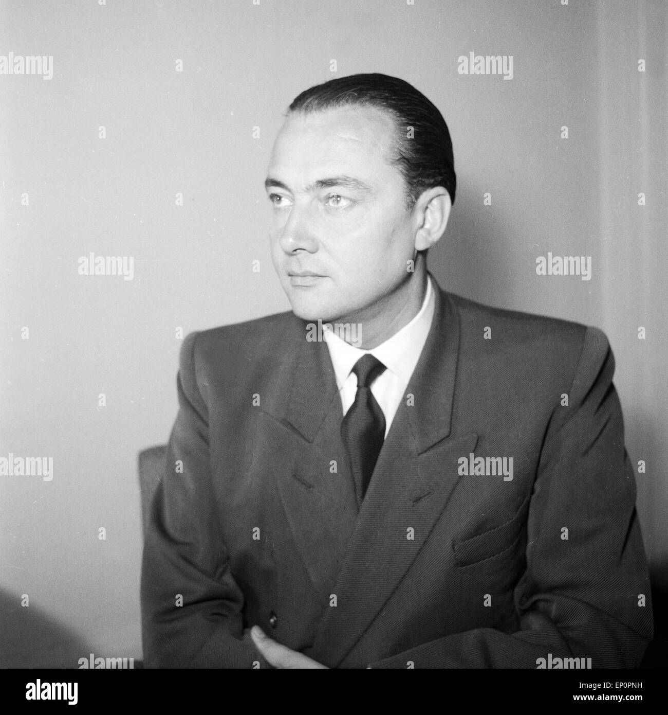 1950s passport hi-res stock photography and images - Alamy