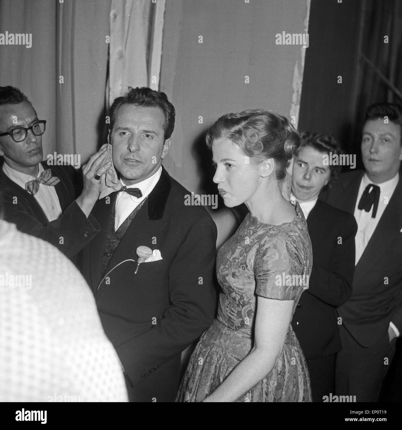 Deutscher Schauspieler Georg Thomalla als Gastgeber bei der Show "Die ...