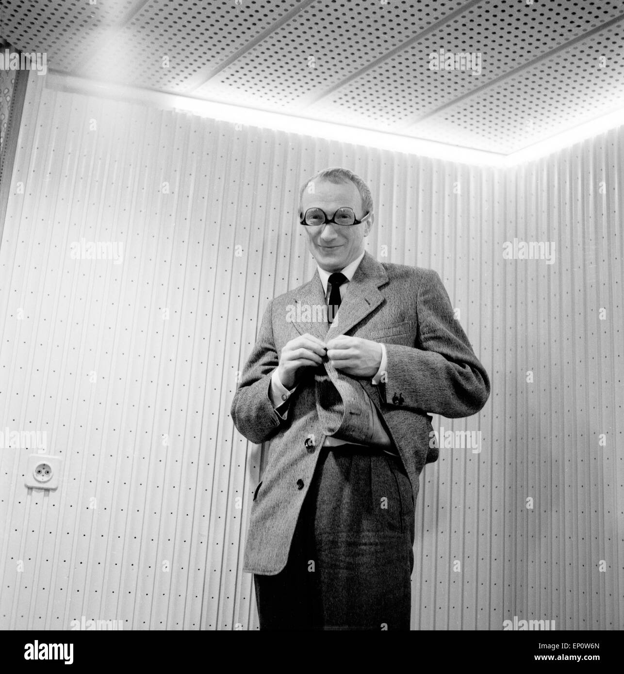 Schauspieler brille hi-res stock photography and images - Alamy