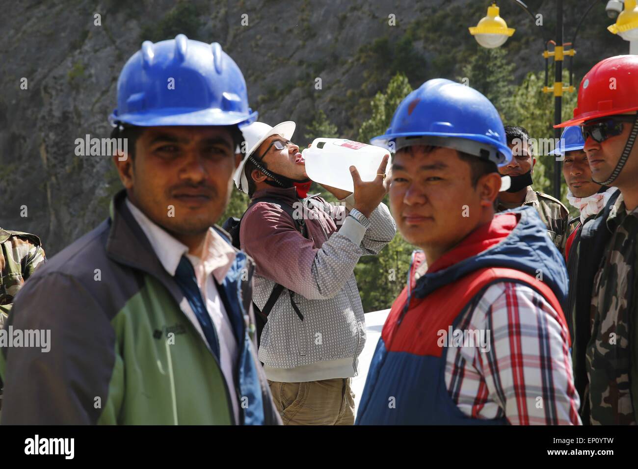 Gyirong tibet border hi-res stock photography and images - Alamy