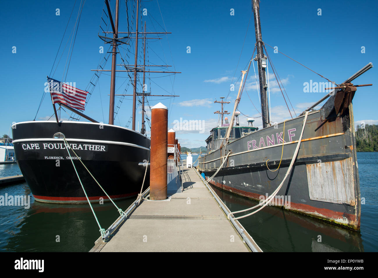 Boats at dock hi-res stock photography and images - Alamy