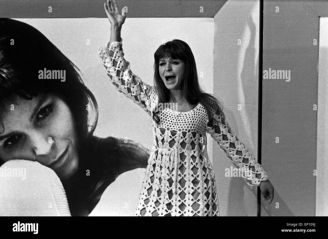 Manuela Singer's Instagram, Twitter & Facebook on IDCrawl