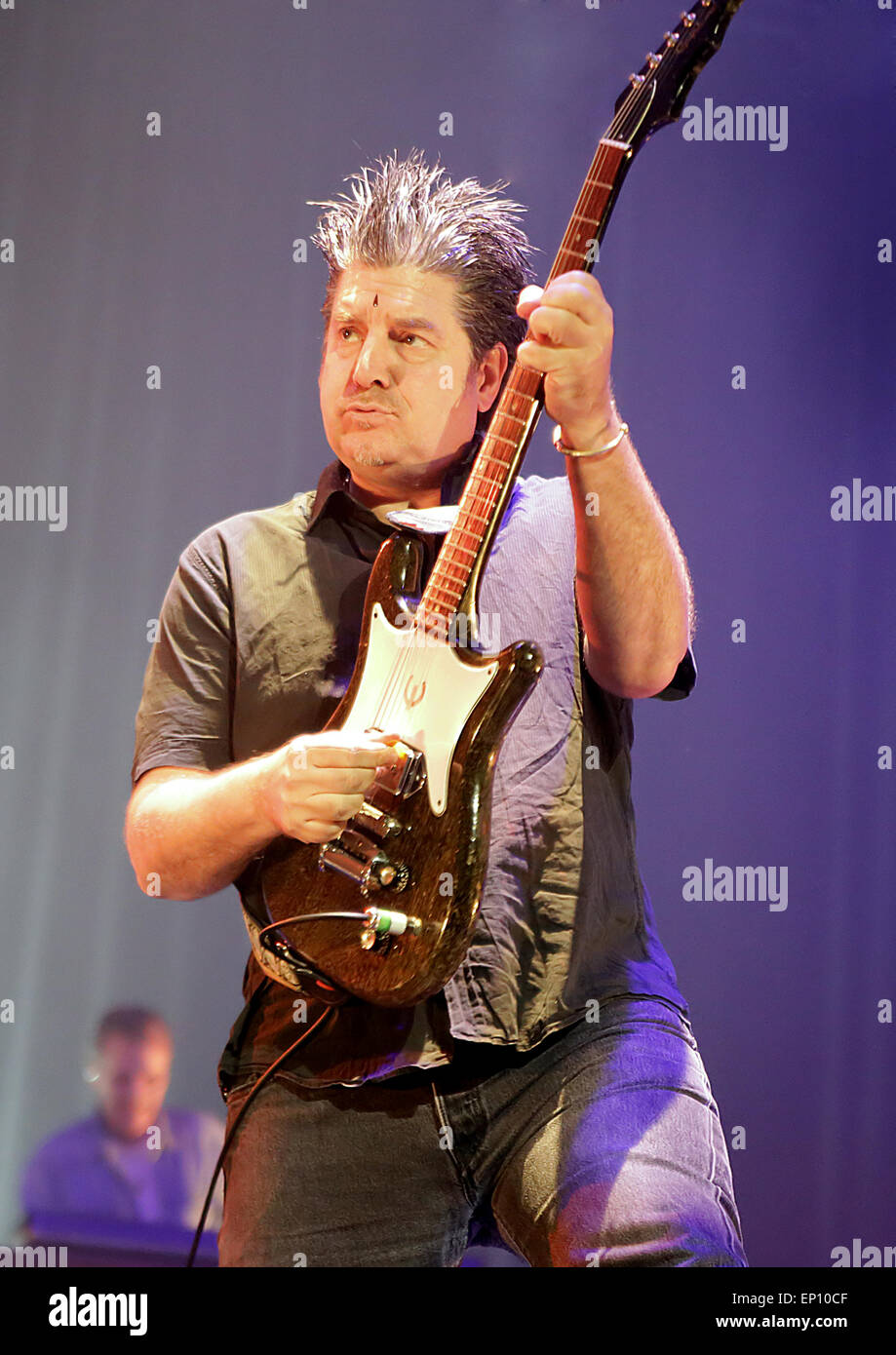 Counting Crows perform live at the O2 Apollo Manchester Featuring ...