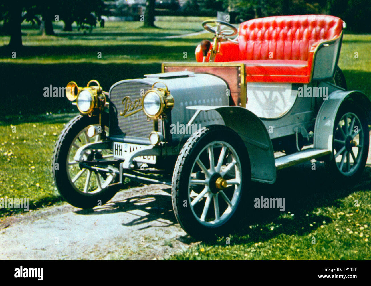 6 Zylinder High Resolution Stock Photography and Images - Alamy