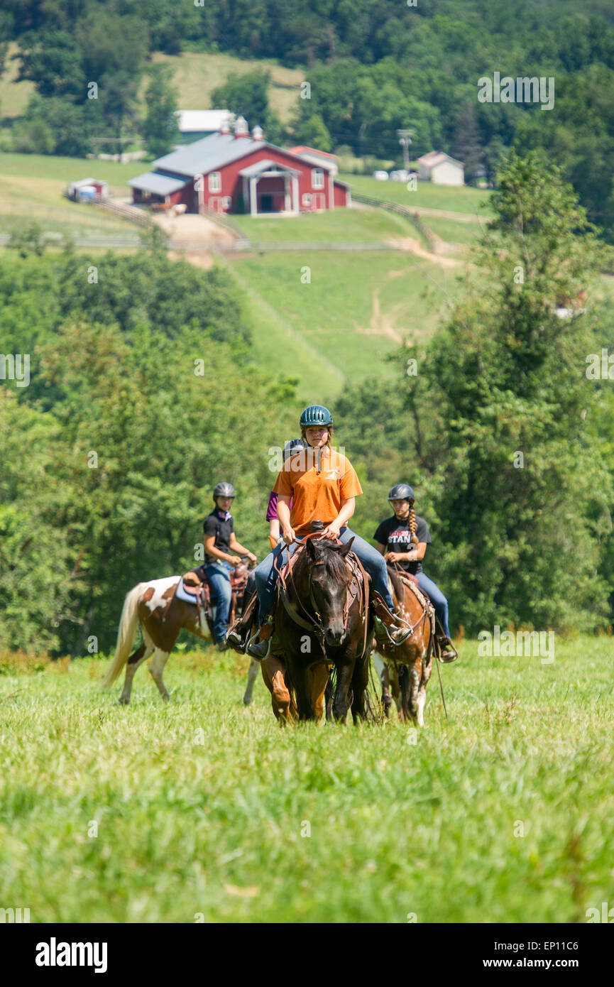 People trail hi-res stock photography and images - Alamy
