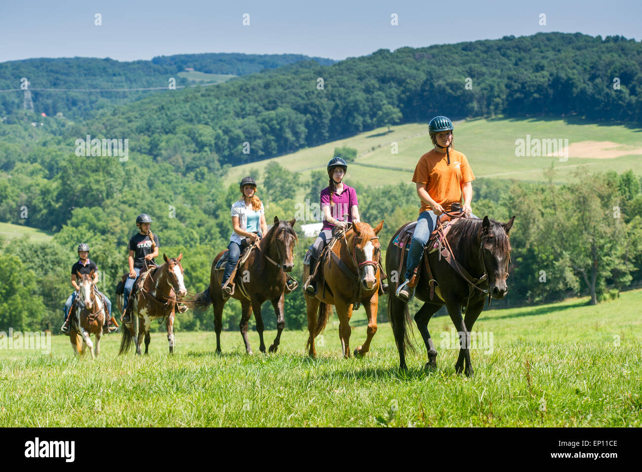 People trail hi-res stock photography and images - Alamy
