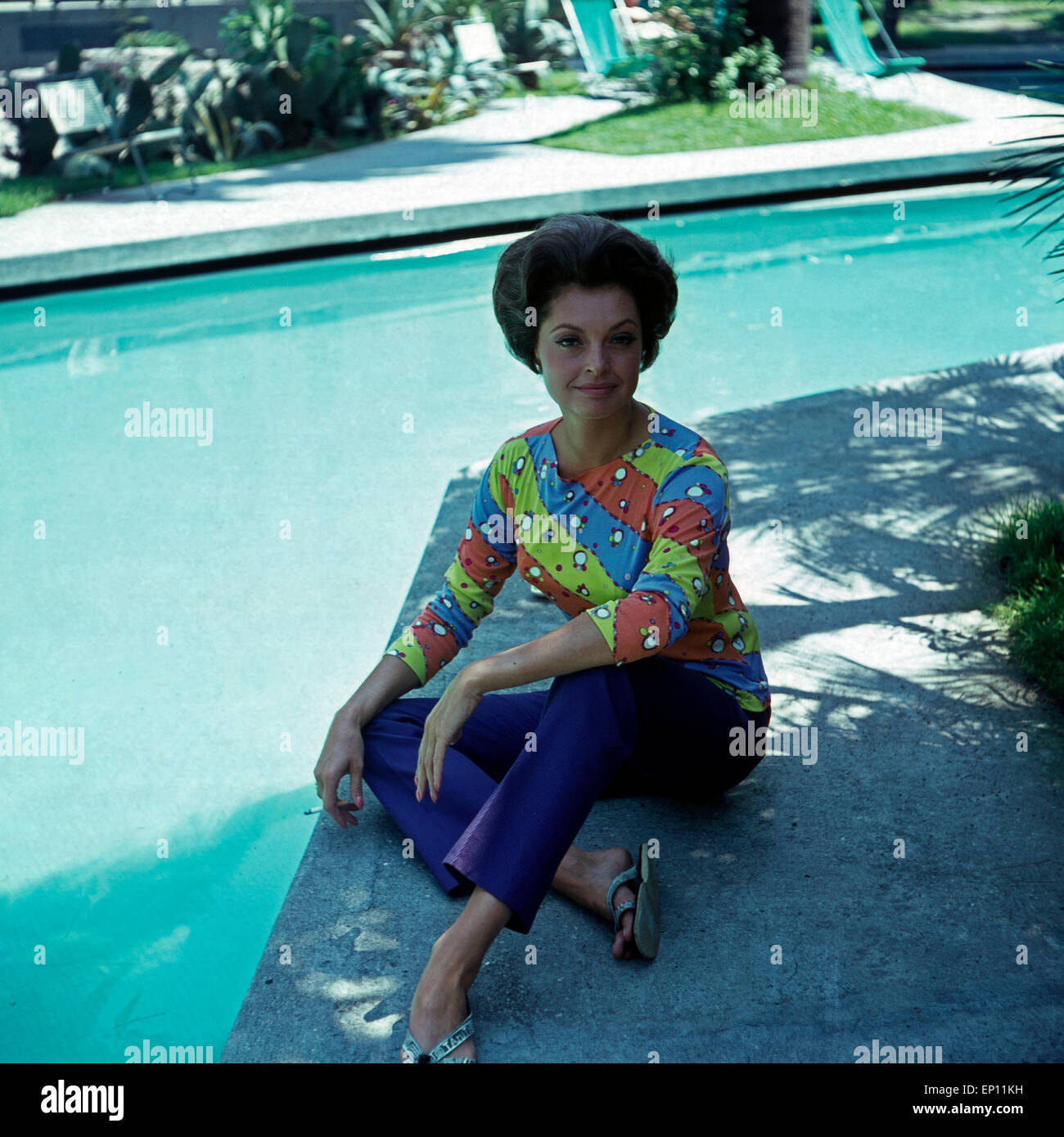 Film actress swimming pool 1960s High Resolution Stock Photography and ...