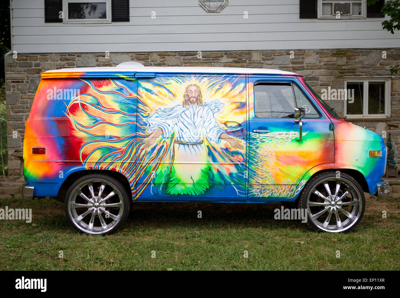 Hippie van hi-res stock photography and images - Alamy