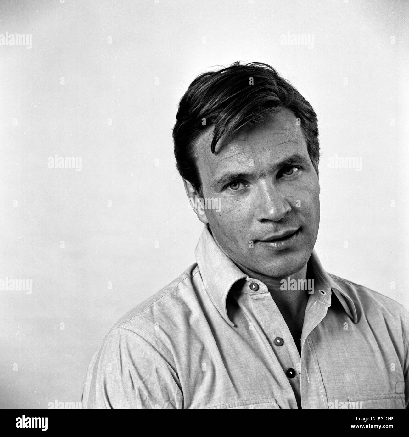 Fotoshooting mit dem deutschen Schauspieler Götz George, Deutschland ...