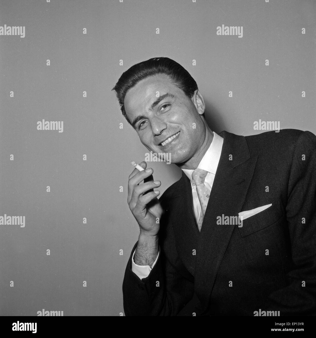 Französischer Sänger Johnny Grey, Deutschland 1950er Jahre. French ...