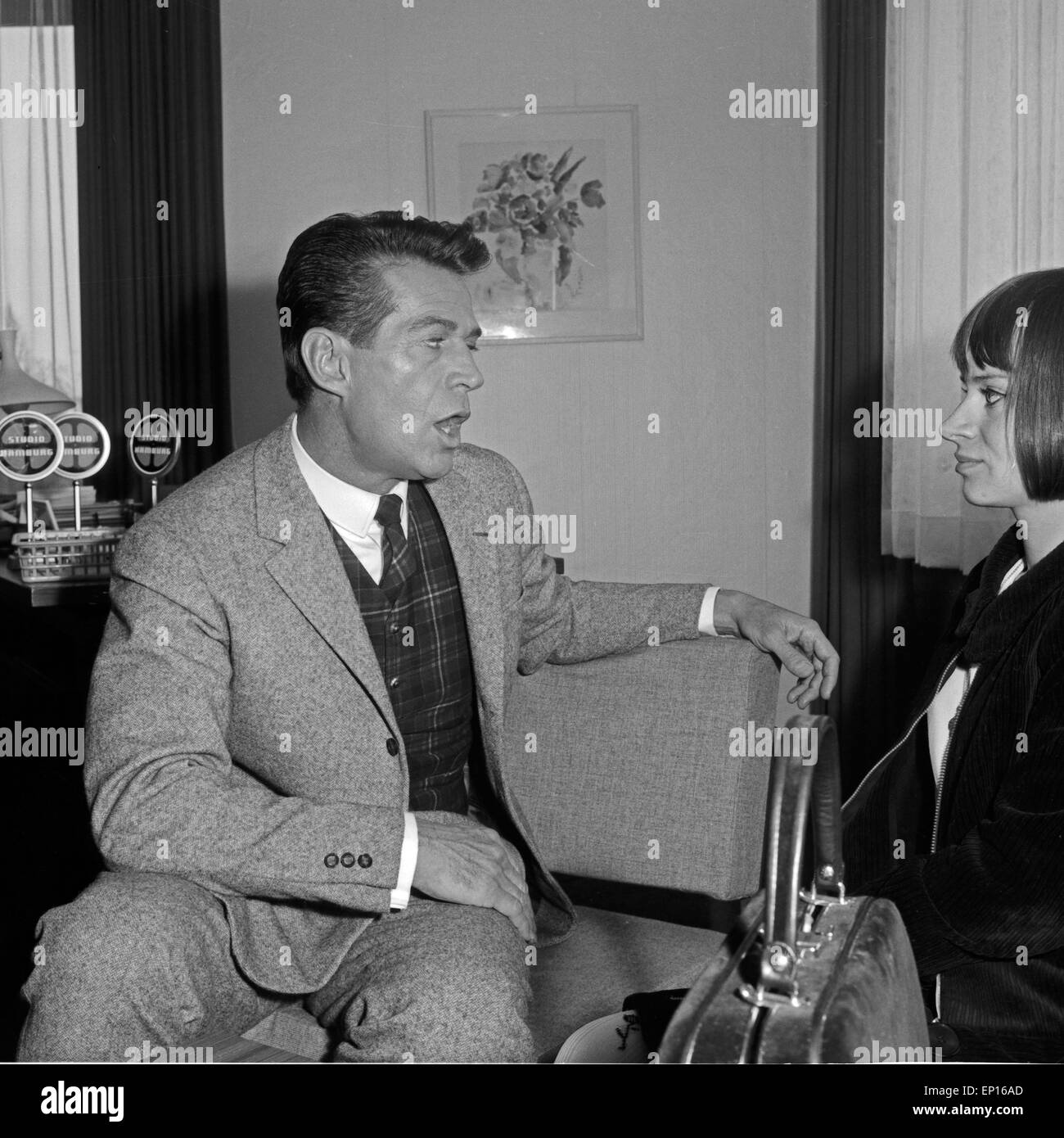 George nader jerry cotton hi-res stock photography and images - Alamy