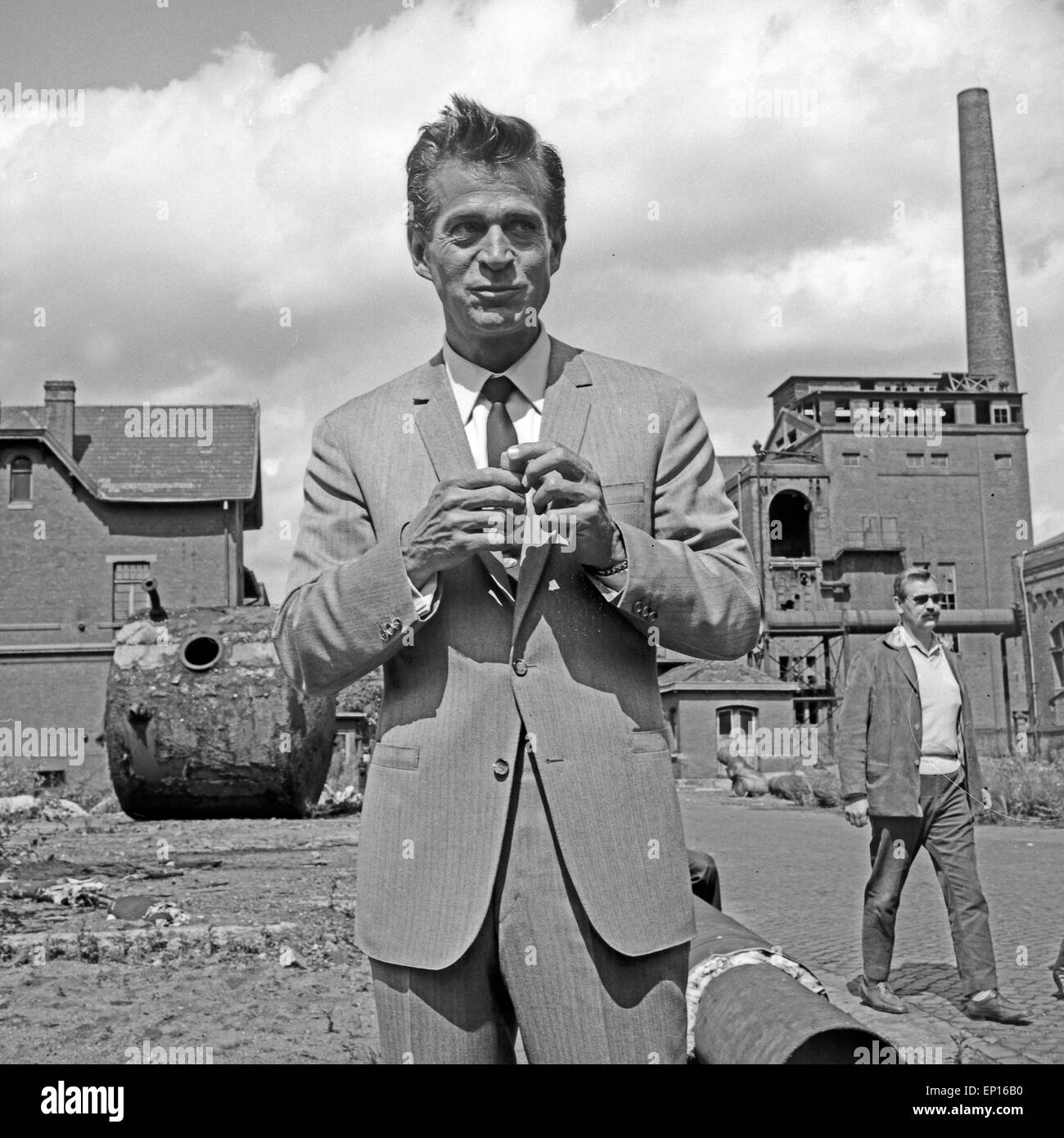 George nader jerry cotton hi-res stock photography and images - Alamy