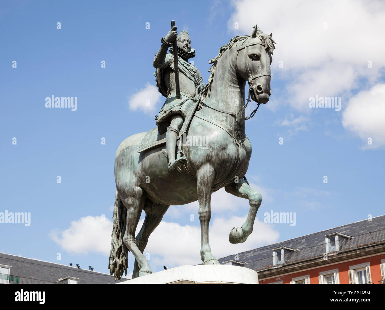 Philip king sculpture hi-res stock photography and images - Alamy