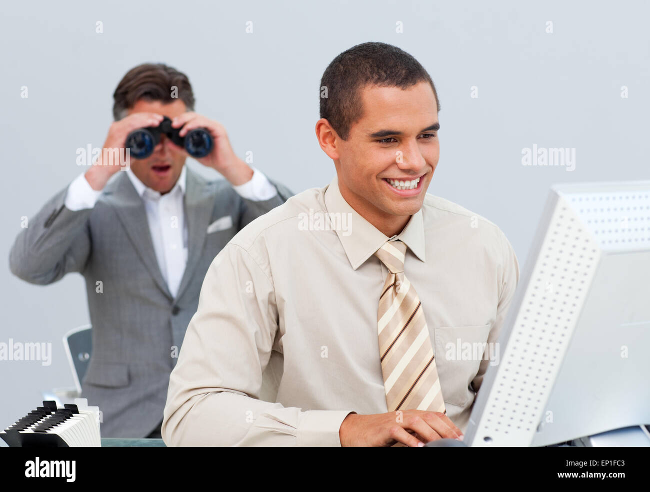 Man binoculars computer screen hi-res stock photography and images - Alamy