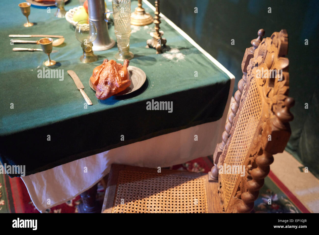 Crockery medieval hi-res stock photography and images - Alamy