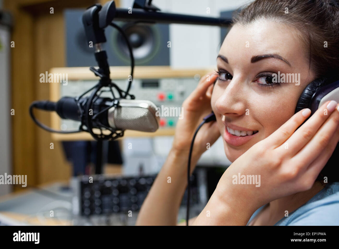Person posing radio studio hi-res stock photography and images - Alamy