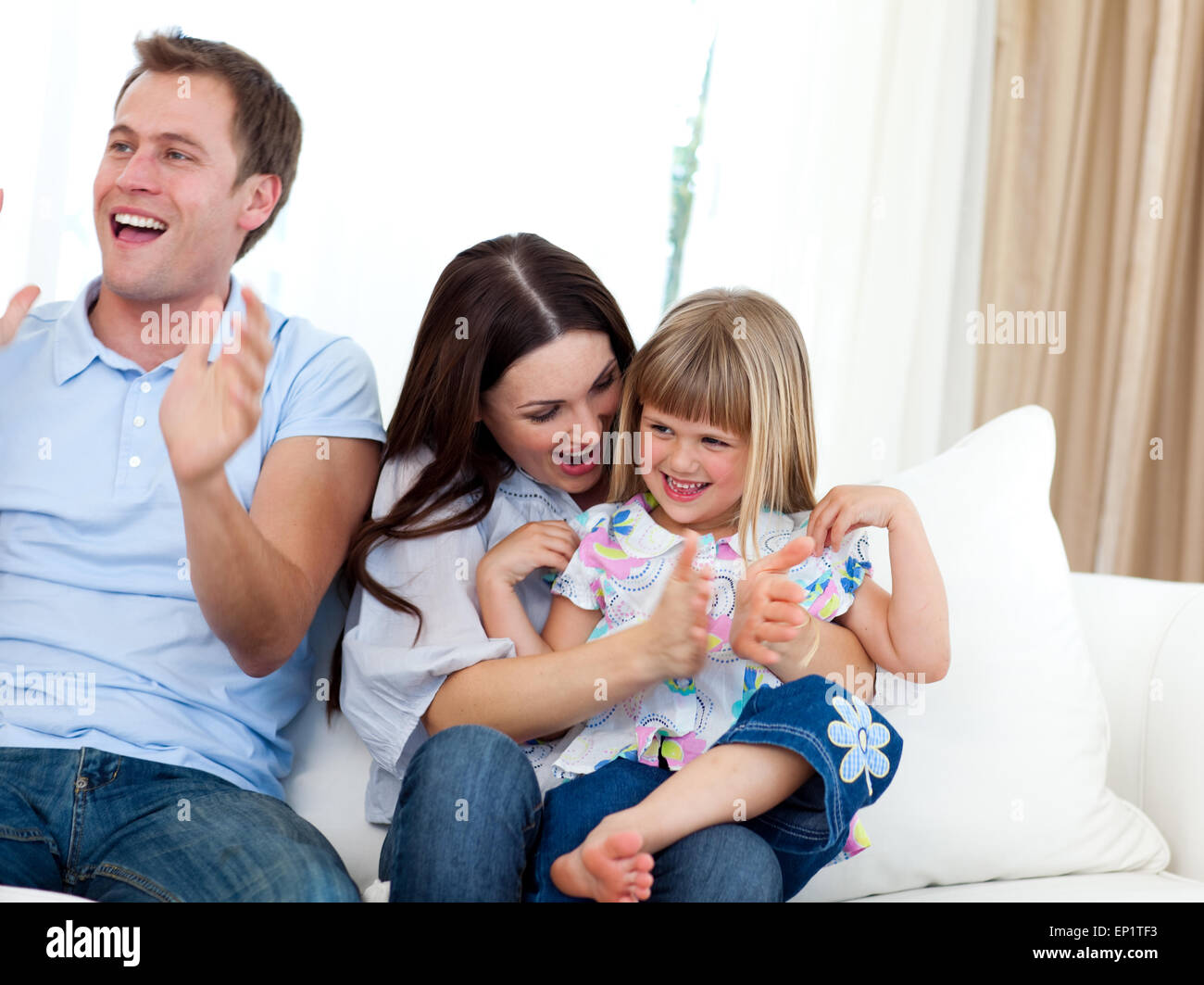 Clapping dad hi-res stock photography and images - Alamy