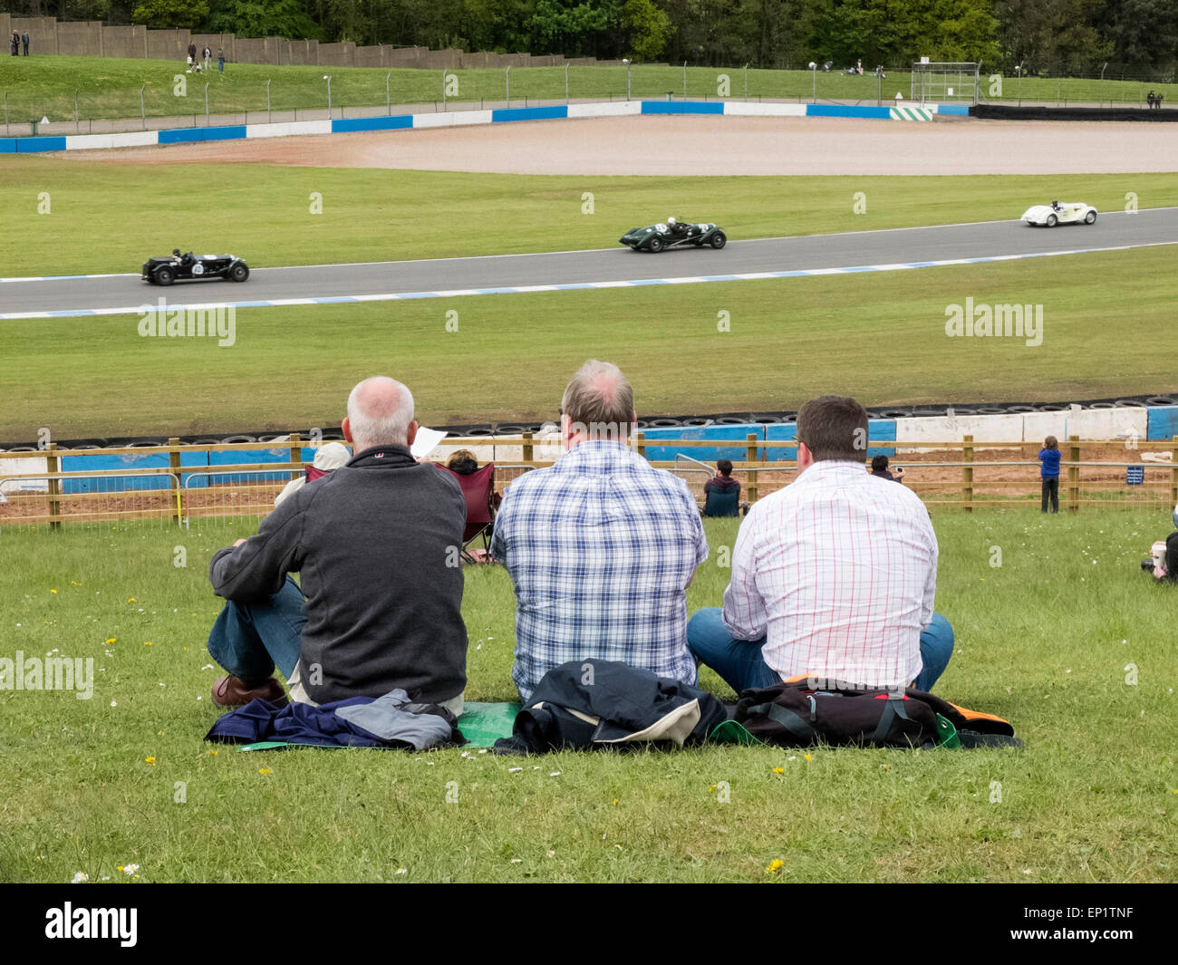 Car spectating hi-res stock photography and images - Alamy