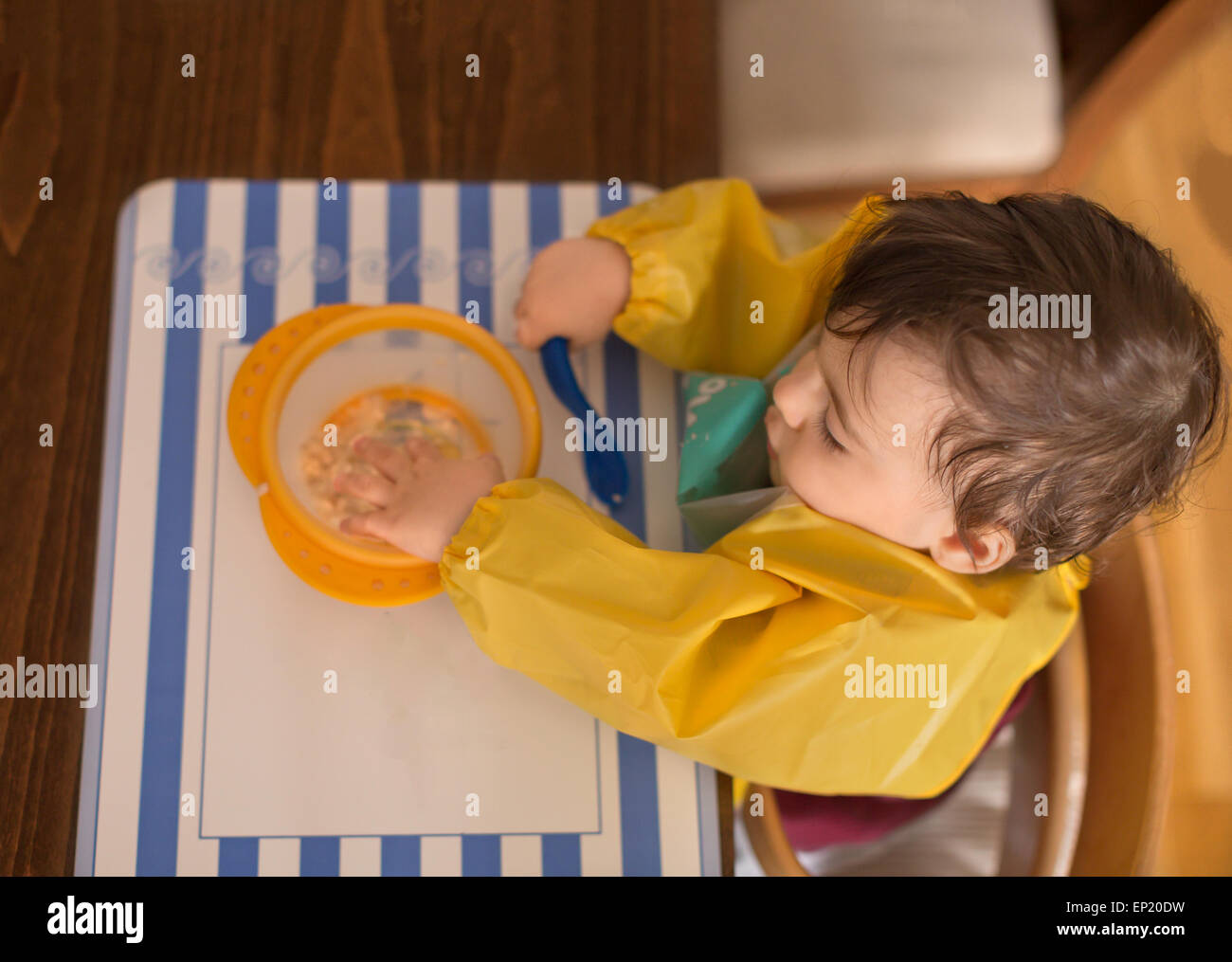 Boy side view hi-res stock photography and images - Alamy