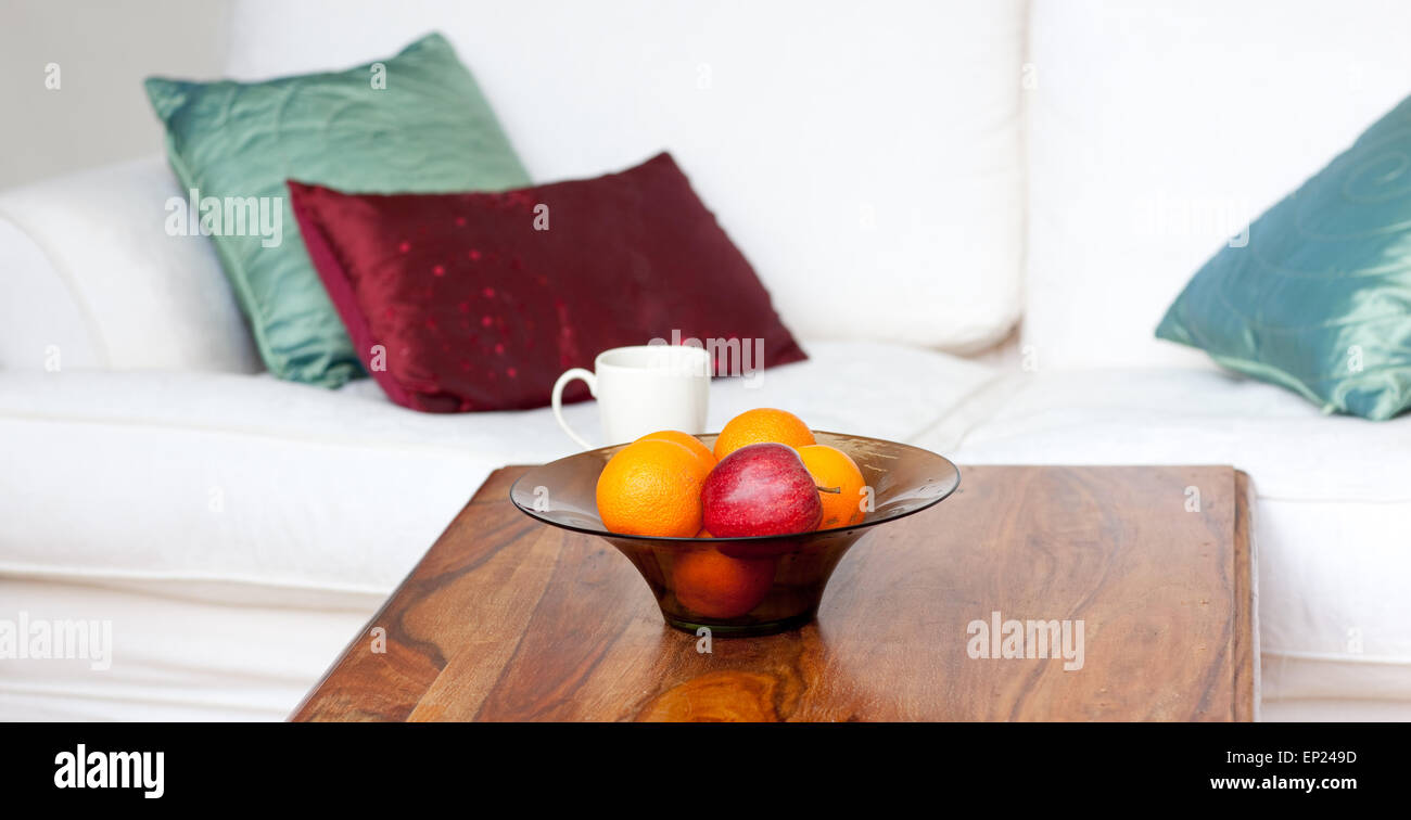 Fuits in a bowl on a table Stock Photo - Alamy