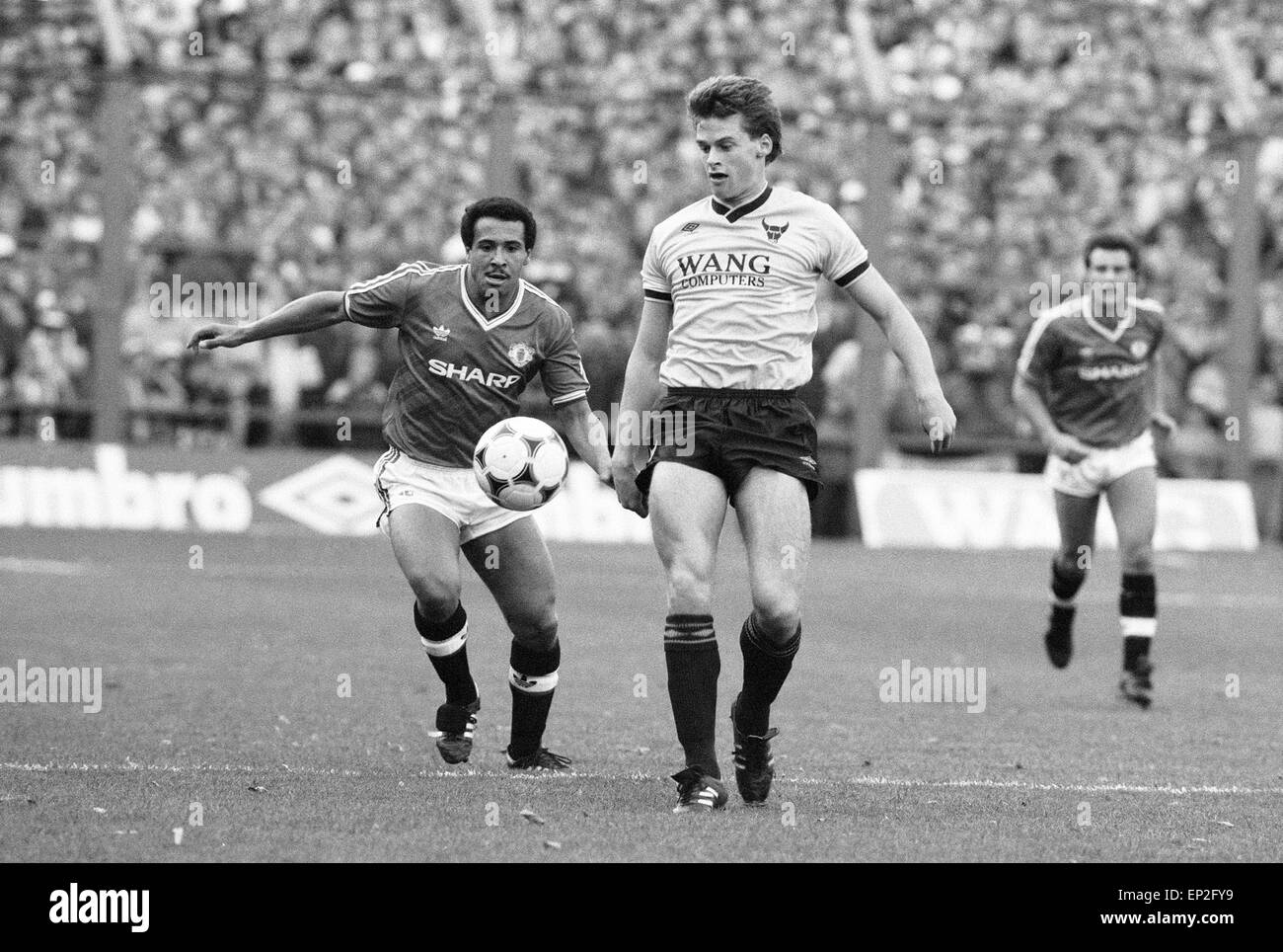 English League Division One match at The Manor Ground. Oxford United 2 ...