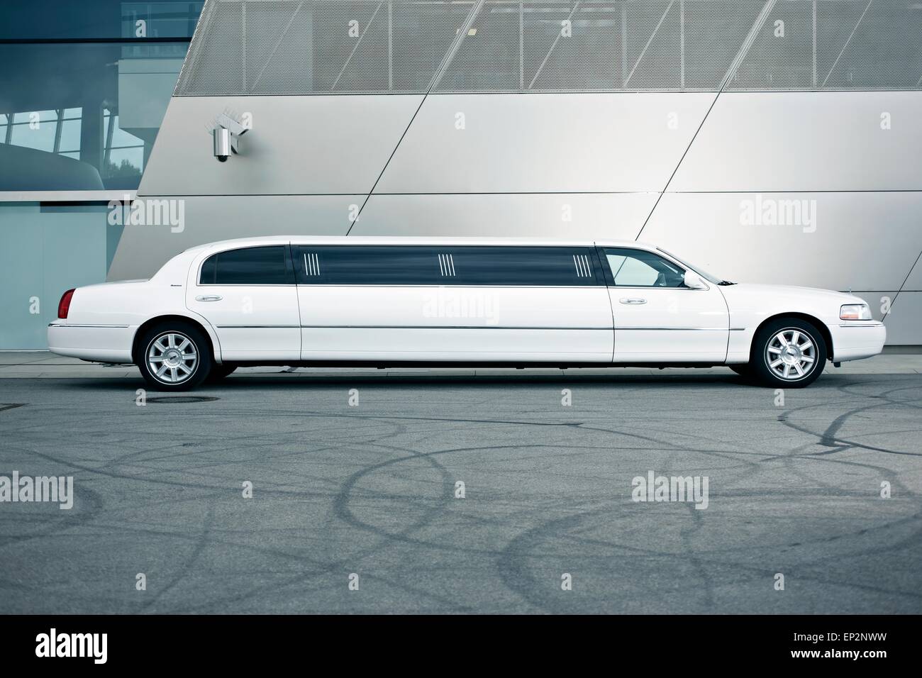 Germany, Munich, stretched limousine at BMW Welt Stock Photo - Alamy