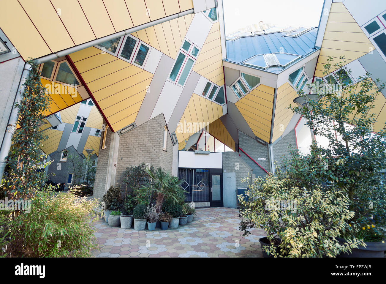 Cubistic house hi-res stock photography and images - Alamy