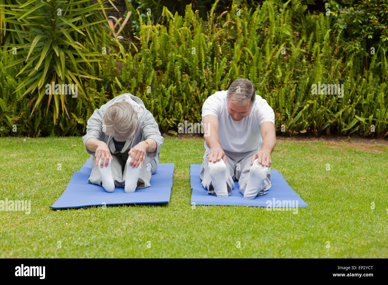 Streches hi-res stock photography and images - Alamy